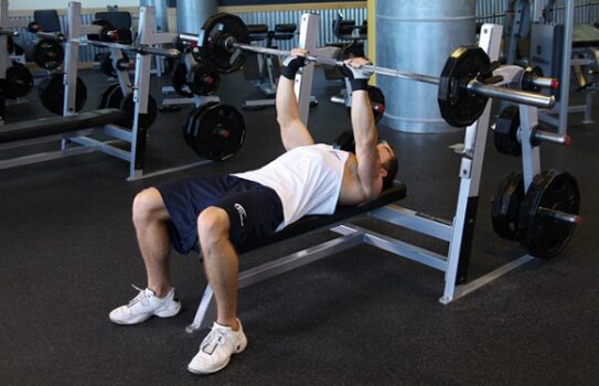 Press de pecho con mancuernas - Musculación Total