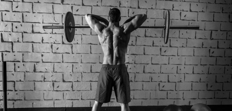 Pullover con polea alta - Musculación Total